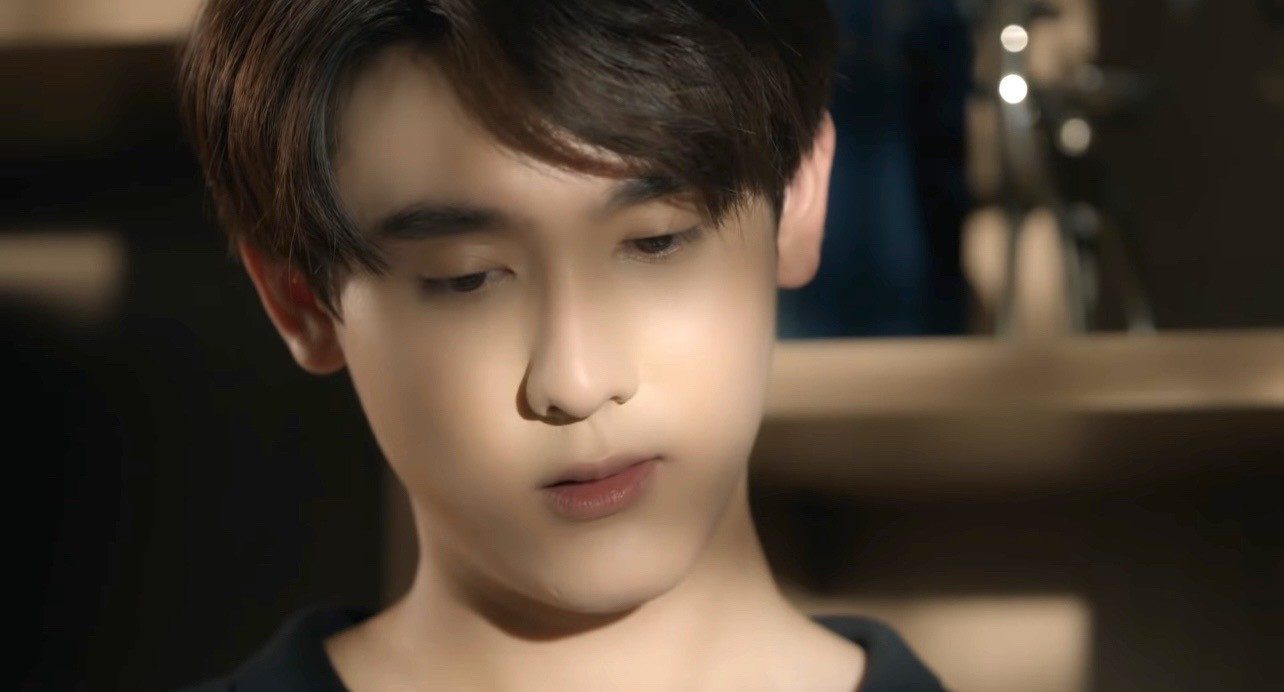 เรื่องย่อซีรีส์ ใครคืออองชองเต Enchante Series