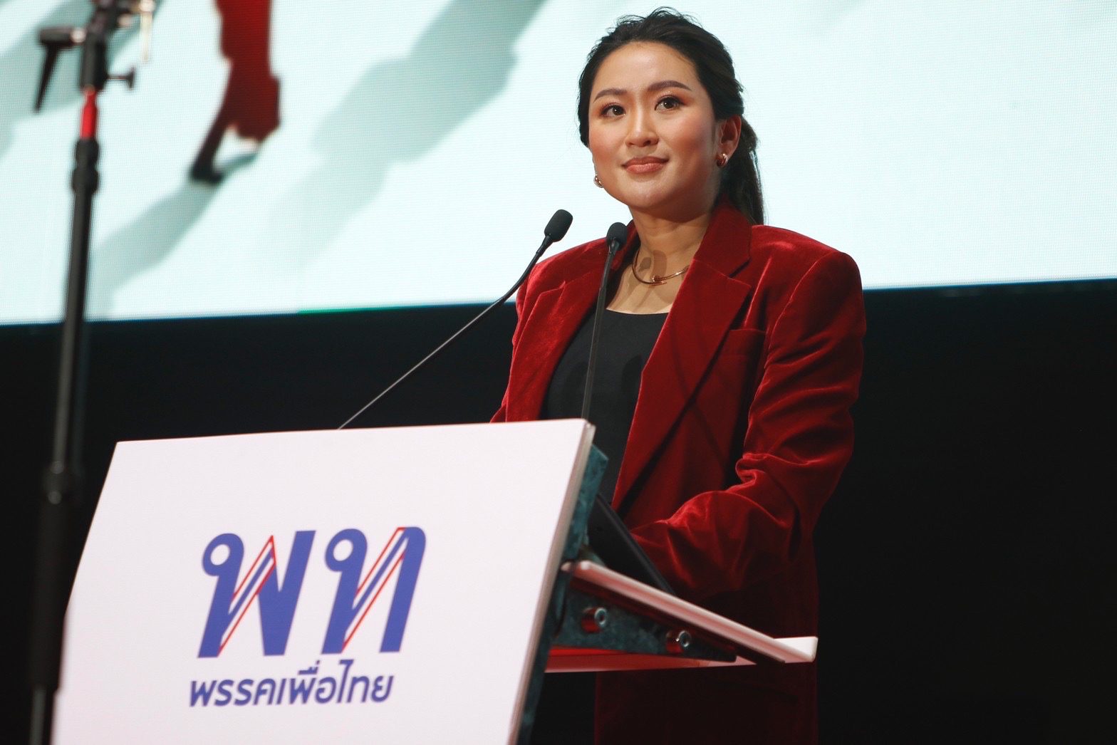 ย้อนคำทำนาย อ.ตงฟาง ‘มังกรเขียวเป็นใหญ่ หงส์ฟ้าผงาด’ร่วมจัดตั้งรัฐบาล