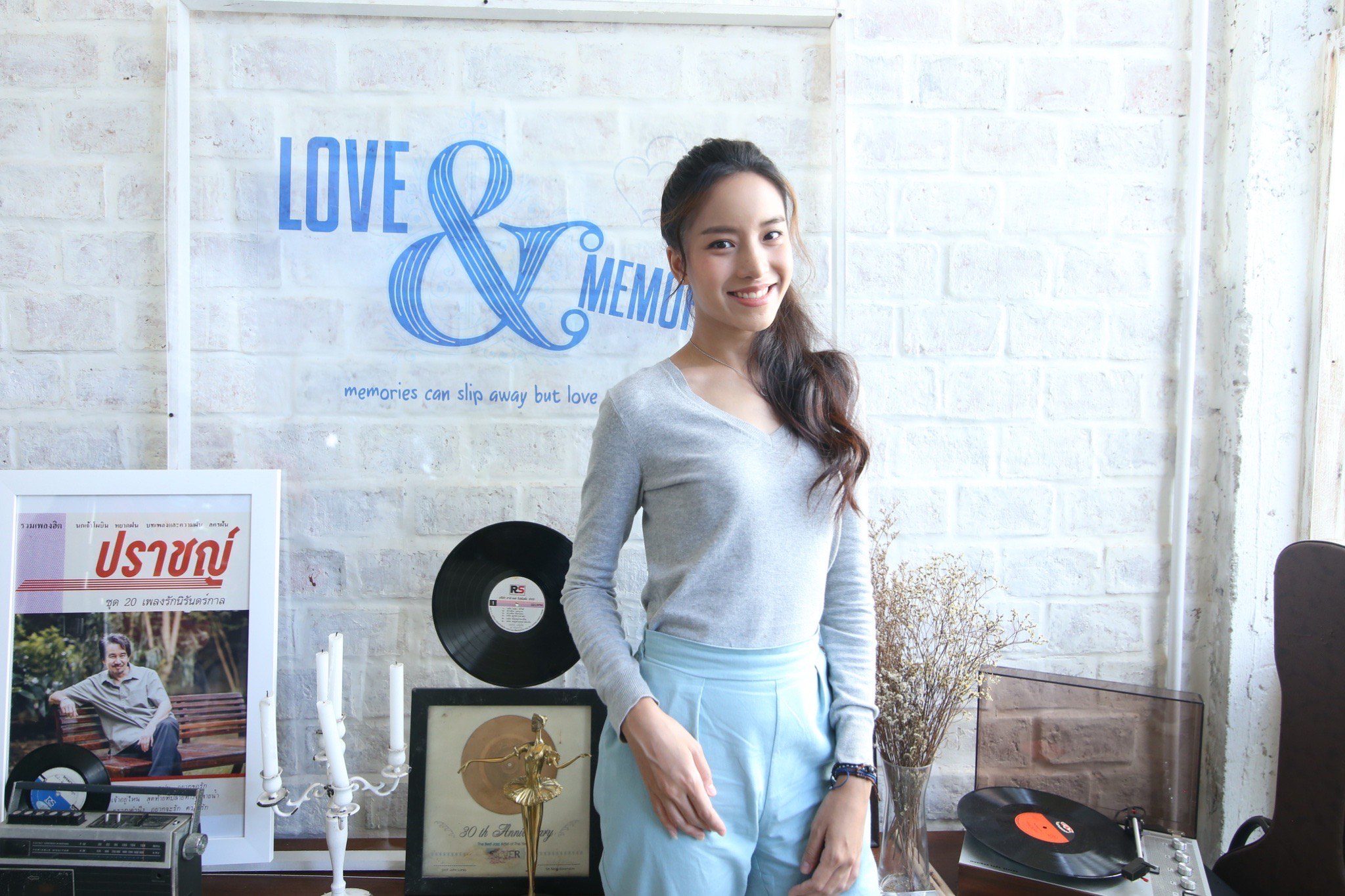 คริส พีรวัส - มิลลี่ อภิสรา - อาดาว ดวงดาว ยกขบวนนักแสดงมืออาชีพจึ้งมาก ...